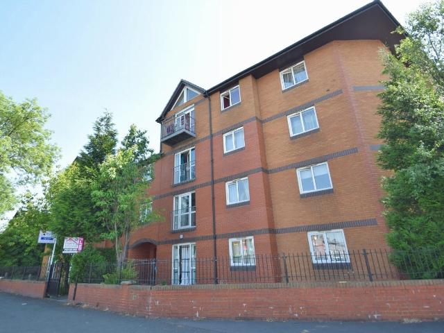 Apartment at Cheetham Hill Road, Manchester