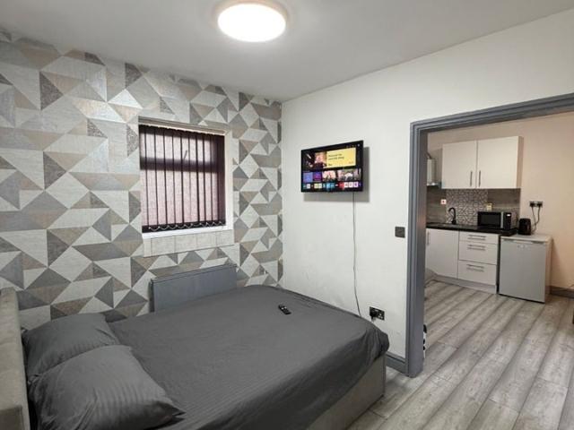 Apartment at Cheetham Hill Road, Manchester