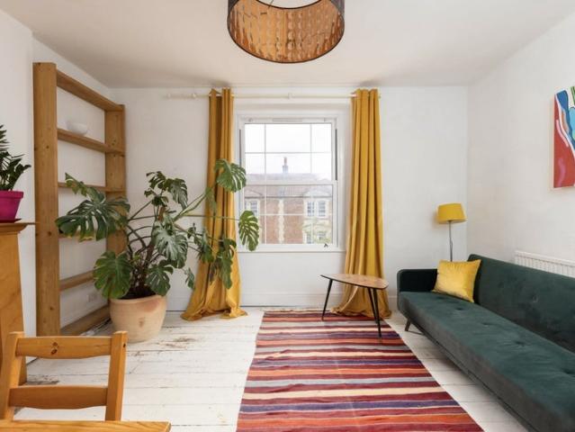 Apartment at Cheltenham Road, Bristol