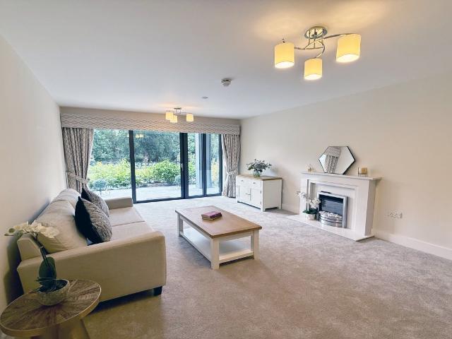 Apartment at Cheltenham Street, Swindon
