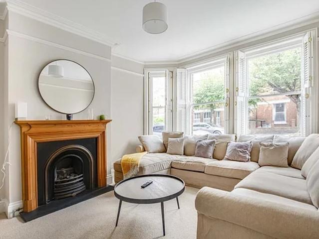 Apartment at Chesilton Road, Greater London
