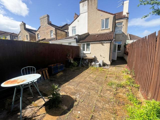 Apartment at Chessel Street, Bristol