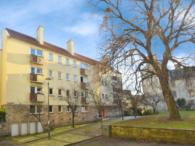 Apartment at Chessel's Court, City of Edinburgh