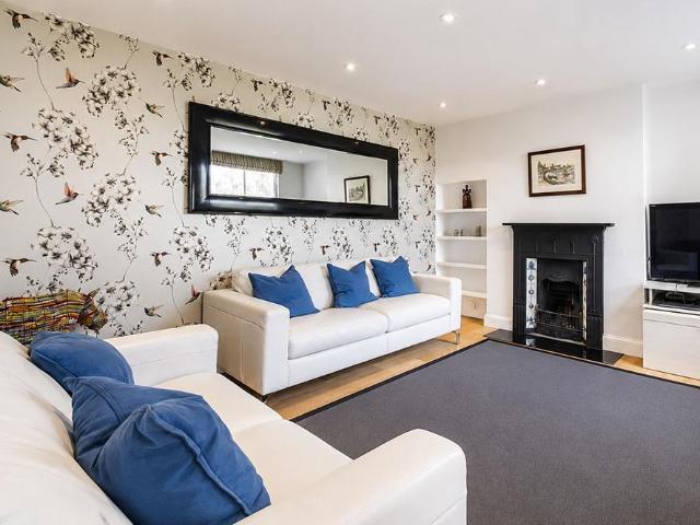 Apartment at Chester Gate, Greater London