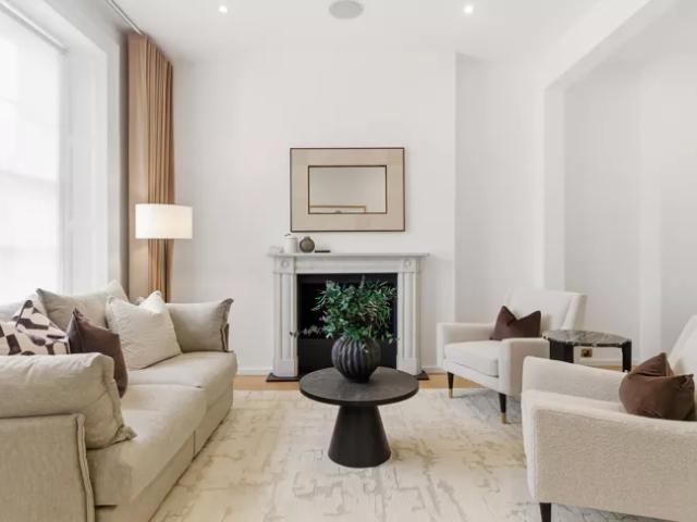 Apartment at Chester Square, City of Westminster