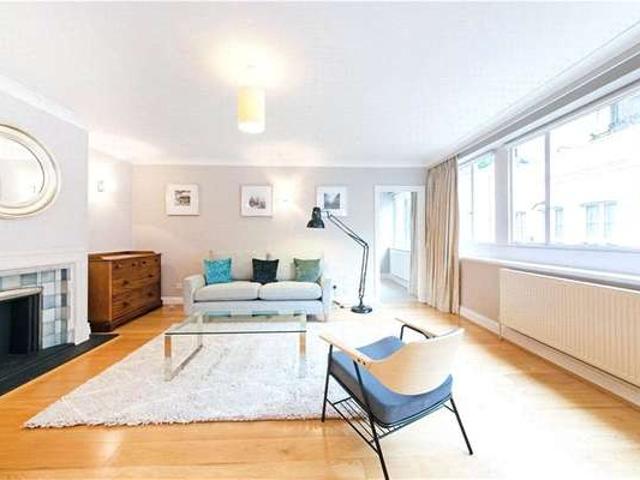 Apartment at Chester Square Mews, City of Westminster