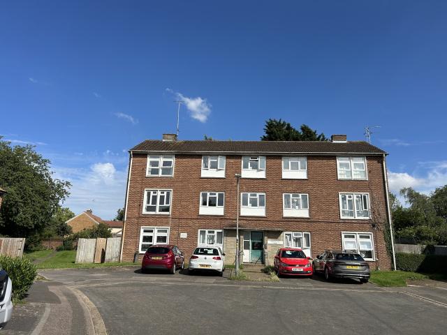 Apartment at Chestnut Close, Stony Stratford