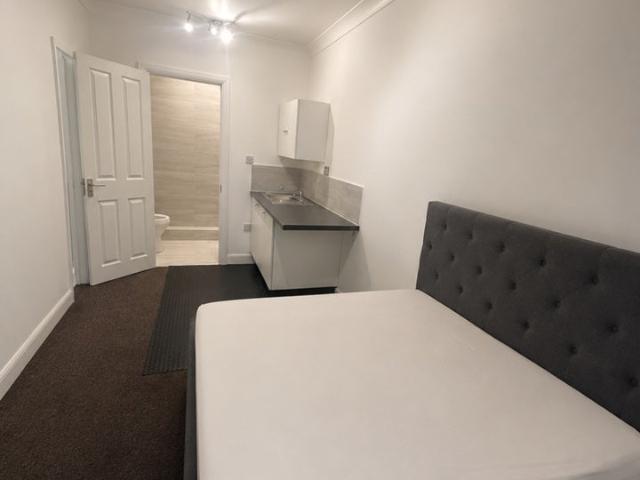 Apartment at Chestnut Avenue, Greater London