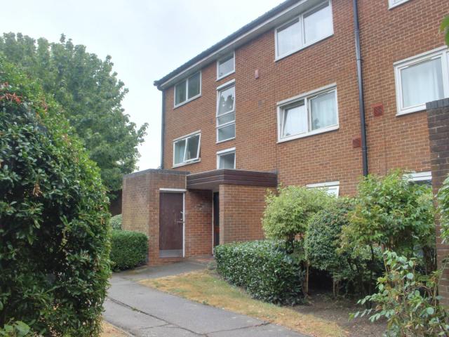 Apartment at Chepstow Road, Greater London