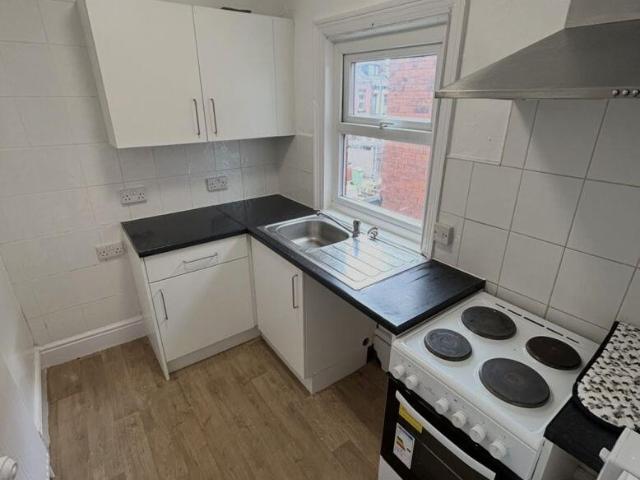 Apartment at Chepstow Rise, Greater London