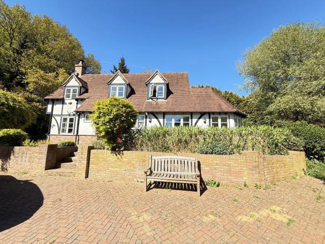 Apartment at Chequers Lane, Three Rivers