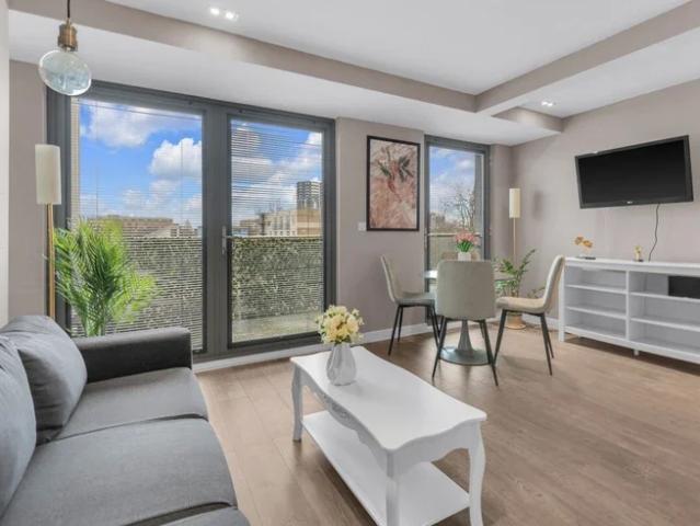 Apartment at Cherbury Street, Greater London