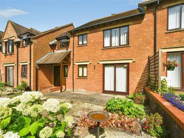 Apartment at Cherry Orchard, Highworth