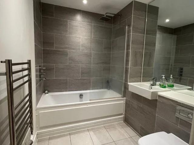 Apartment at Cherry Orchard Road, Greater London
