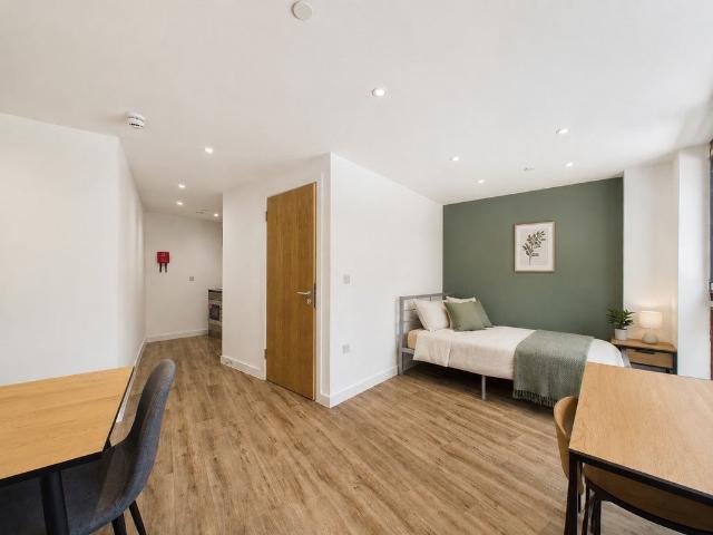 Apartment at Cherry Lane, Bristol