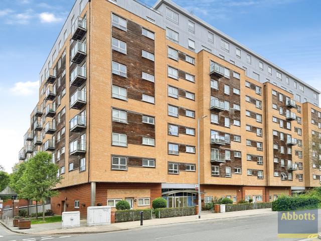 Apartment at Cherrydown East, Basildon