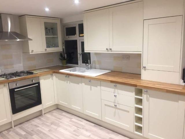 Apartment at Chetwode Road, Greater London