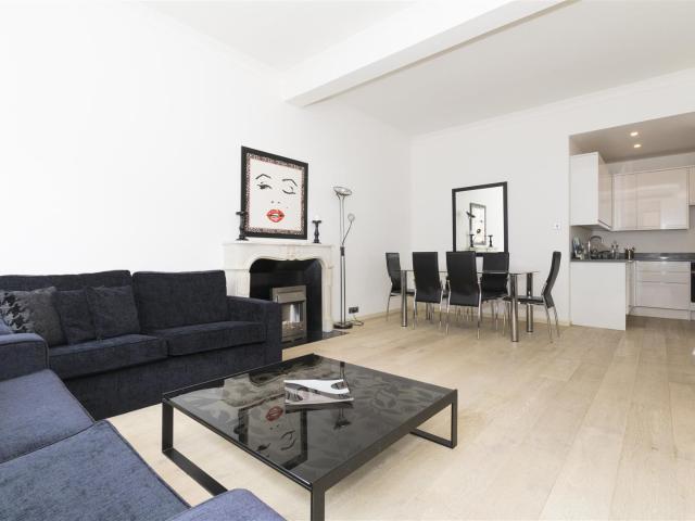 apartment at Cheval House, Montpelier Walk, Knightsbridge, London, SW7 1JF