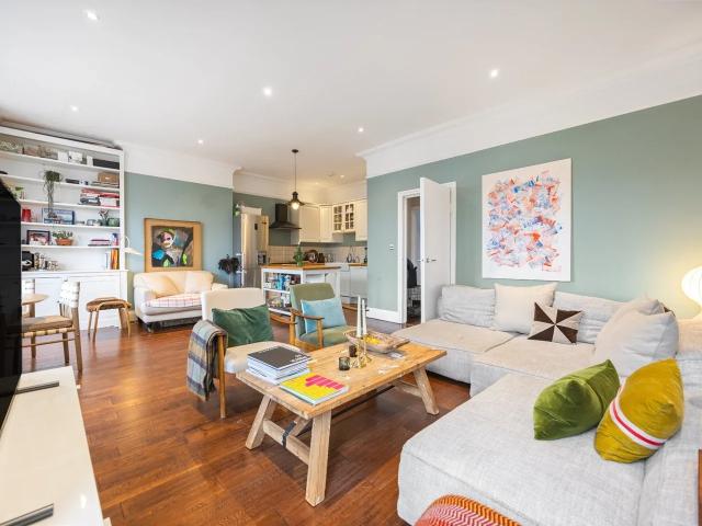 Apartment at Chevening Road, Greater London