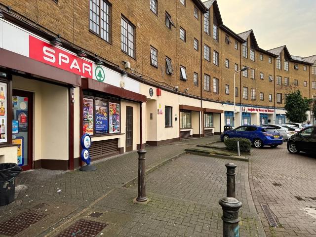 Apartment at Chevy Road, Greater London