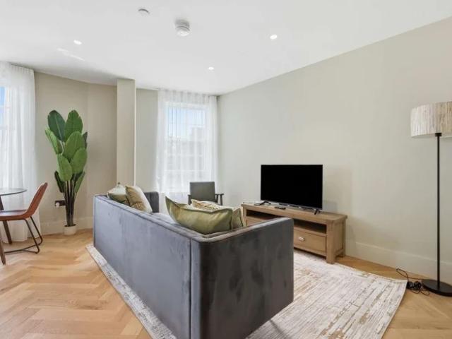 Apartment at Cheyne Walk, Greater London