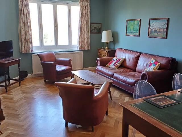 Apartment at Cheyne Walk, Greater London