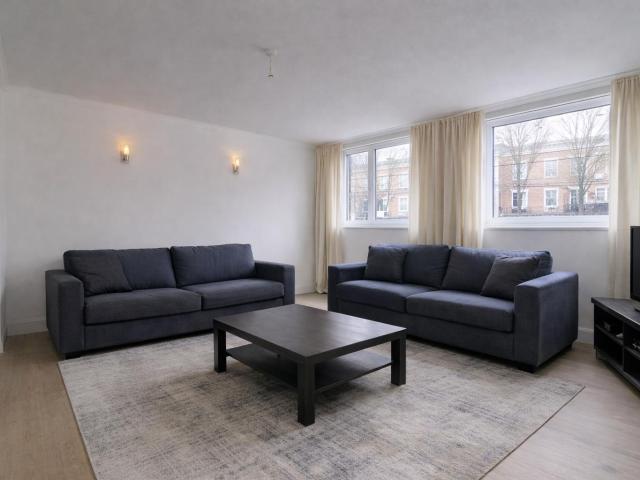 Apartment at Cheyne Walk, Greater London