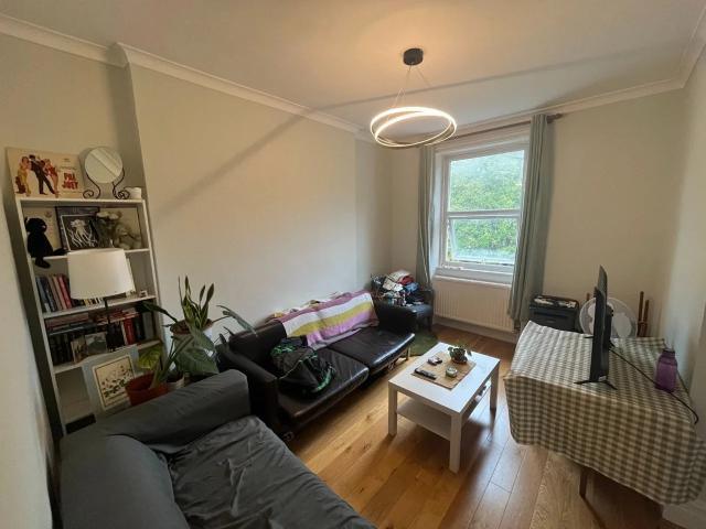 Apartment at Chichele Road, Greater London