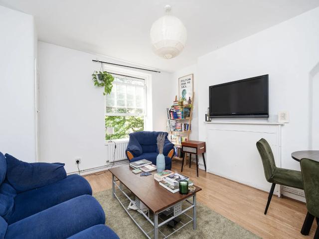 Apartment at Chicksand Street, Greater London