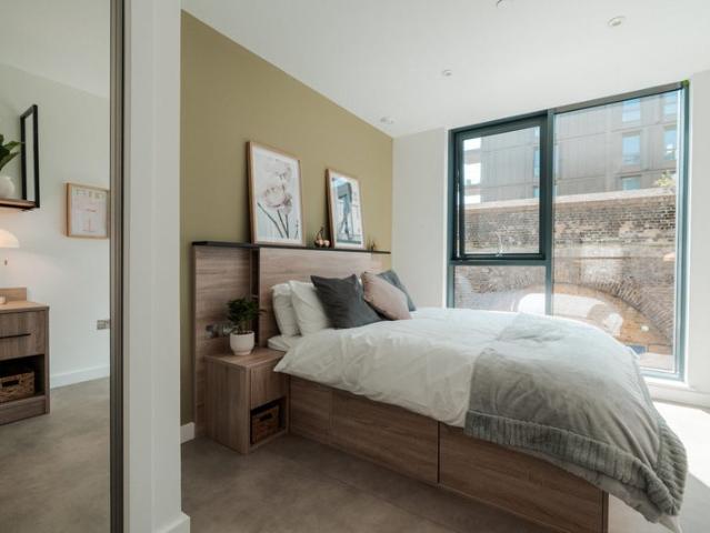 Apartment at Childers Street, Greater London