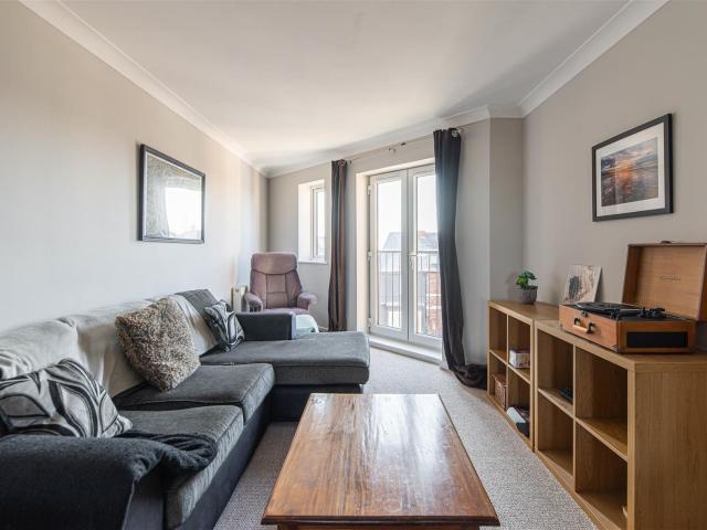 Apartment at Chillingham Road, Newcastle upon Tyne