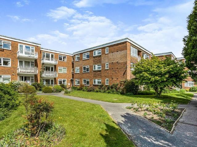 Apartment at Chilston Road, Royal Tunbridge Wells