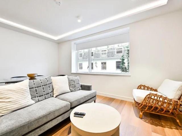 Apartment at Chilworth Mews, City of Westminster