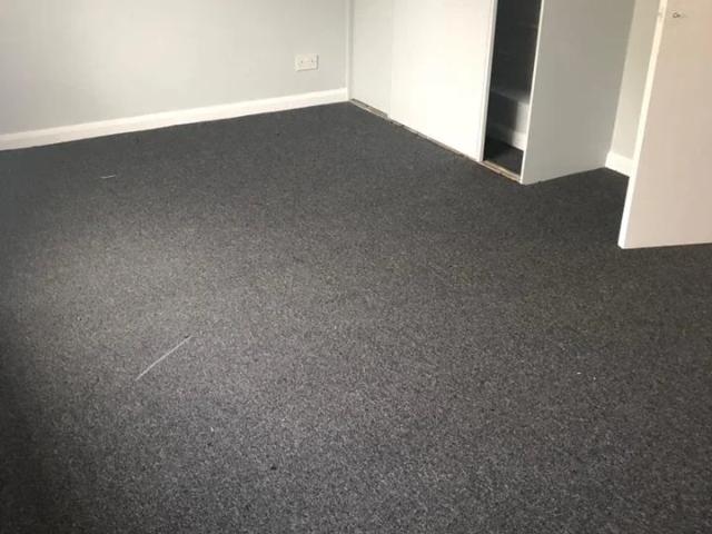 Apartment at Chinbrook Road, Greater London