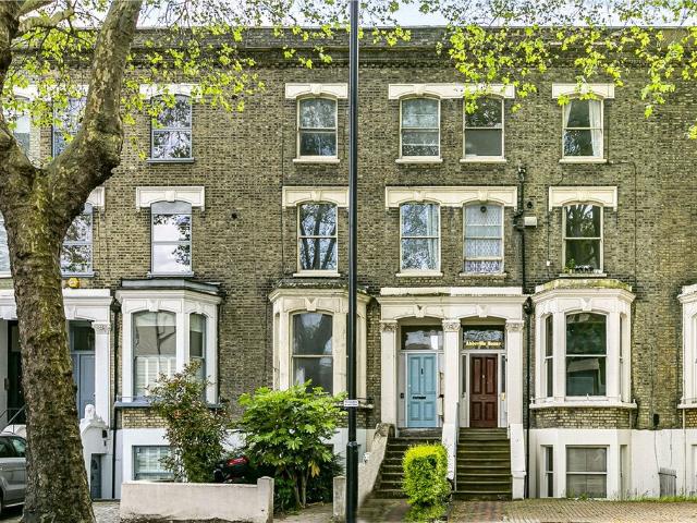Apartment at Chiswick High Road, Greater London