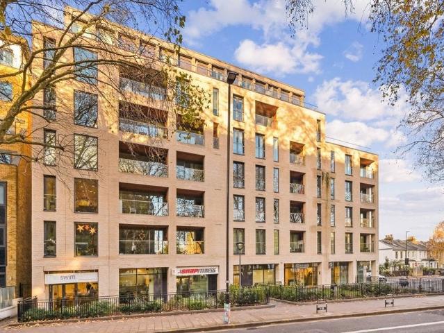 Apartment at Chiswick High Road, Greater London