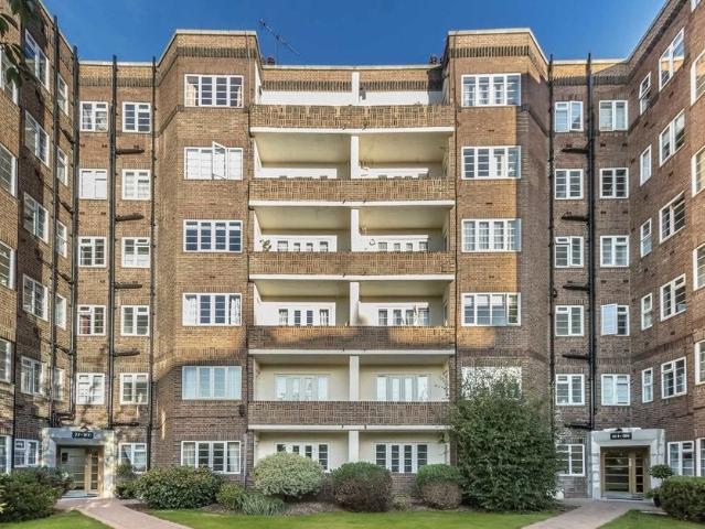Apartment at Chiswick Village, Greater London