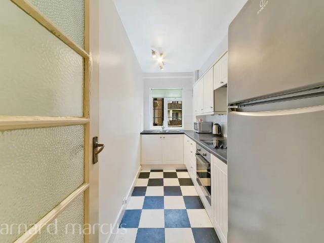 Apartment at Chiswick Village, Greater London