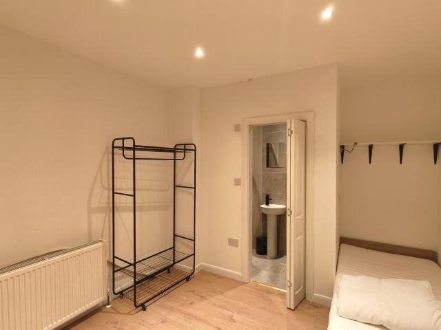 Apartment at Chipka Street, Greater London