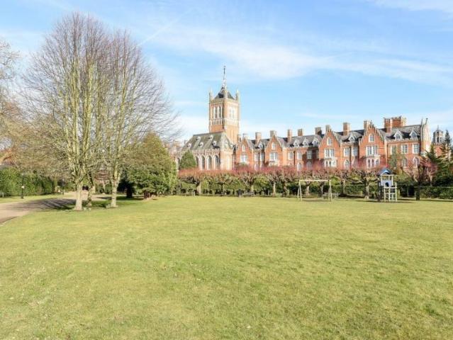 Apartment at Christchurch Road, Borough of Runnymede