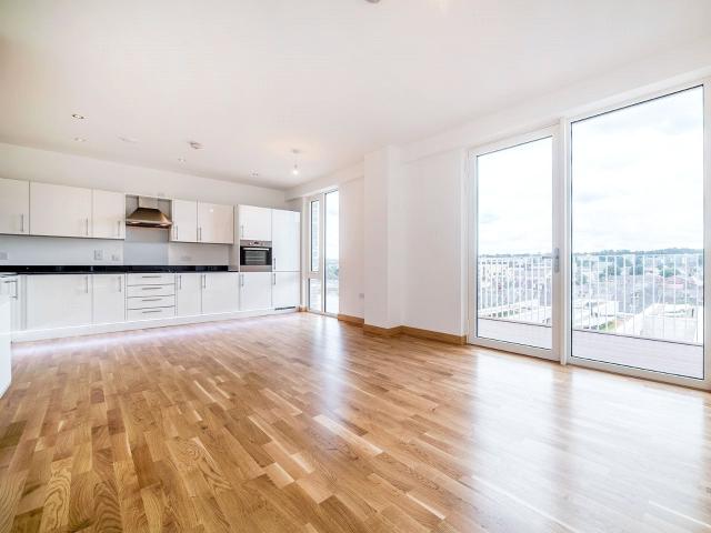 Apartment at Christchurch Way, Greater London