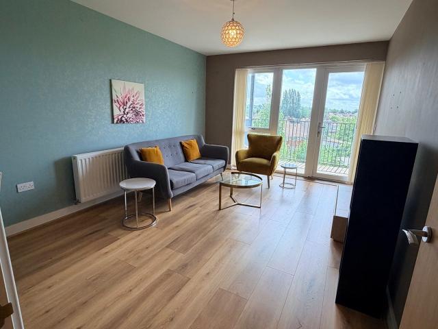 Apartment at Chronicle Avenue, Greater London