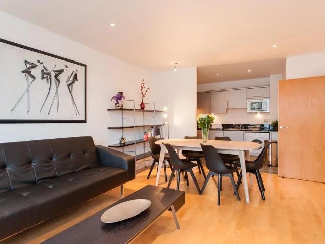 Apartment at City Walk, Greater London