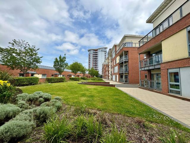 apartment at City Centre, Horizon, BS1 3DJ