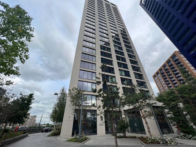 Apartment at City Island Way, Greater London
