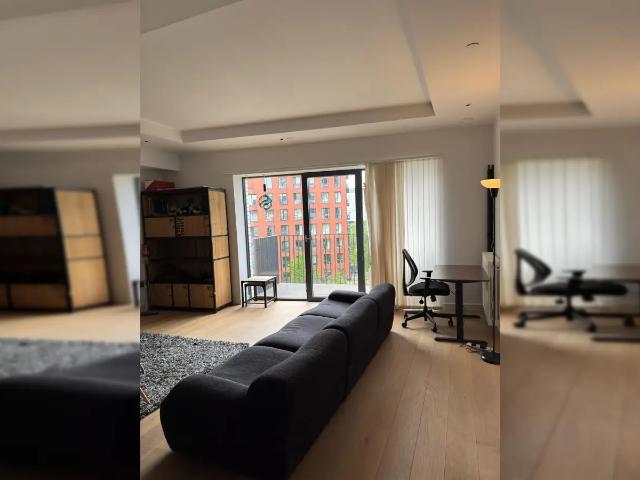 Apartment at City Island Way, Greater London