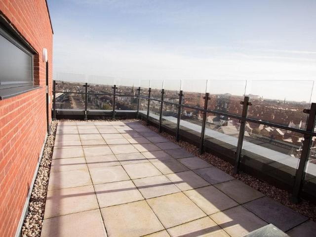 Apartment at City Road, Cardiff