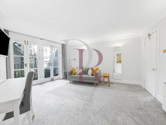 Apartment at City Road, Greater London