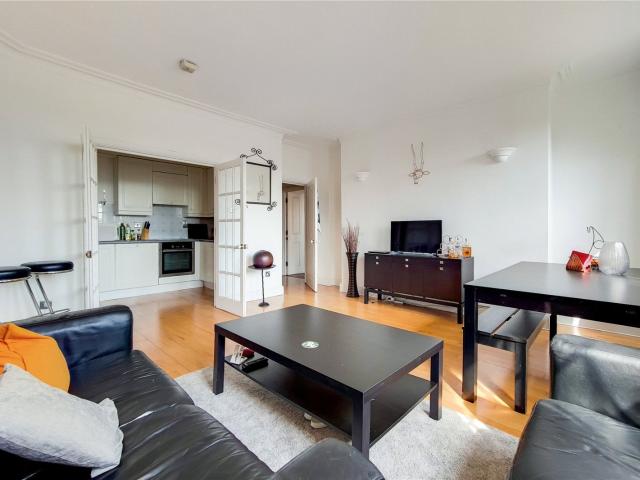 Apartment at City Road, Greater London