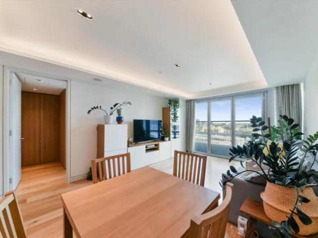 Apartment at City Road, London